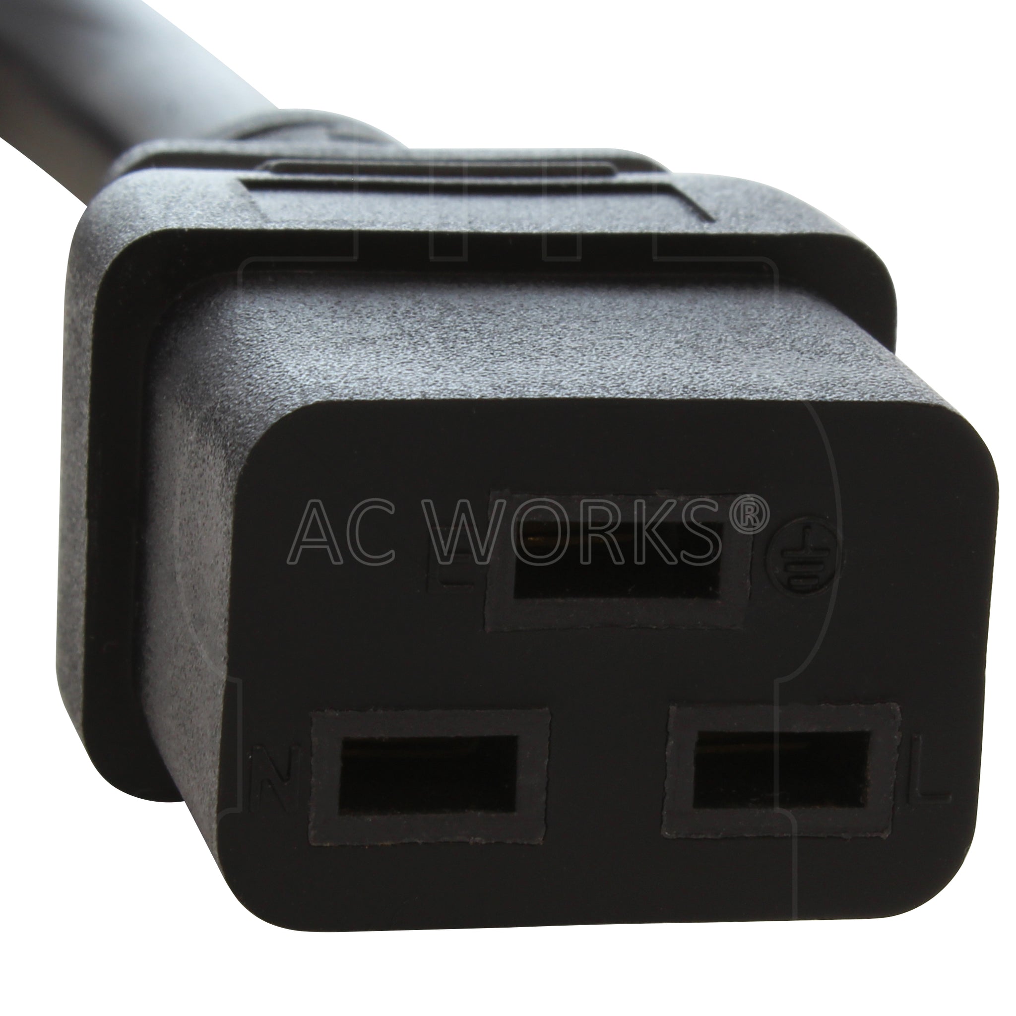 S620C19 036 3ft 12 3 20A 250V NEMA 6 20P Plug To IEC C19 Connector s620c19-036-3ft-12-3-20a-250v-nema-6-20p-plug-to-iec-c19-connector
